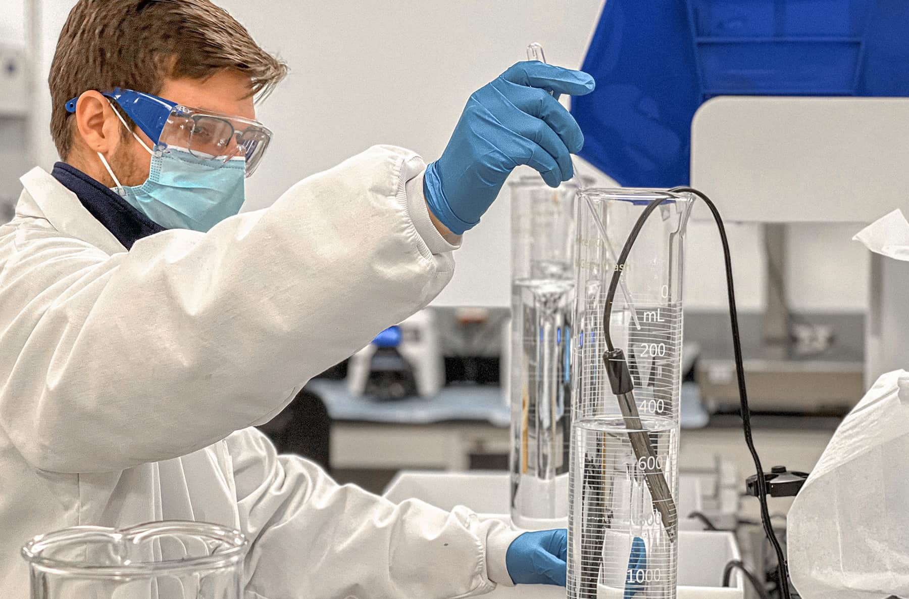 Lab Week Honors Workers Giving the Gift of Health | Inside FM